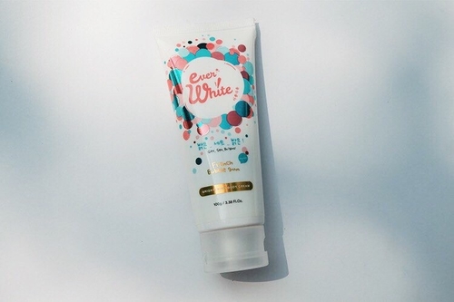 Everwhite 101: Mengenal Produk Whitening Series, Mulai dari Face Care ...
